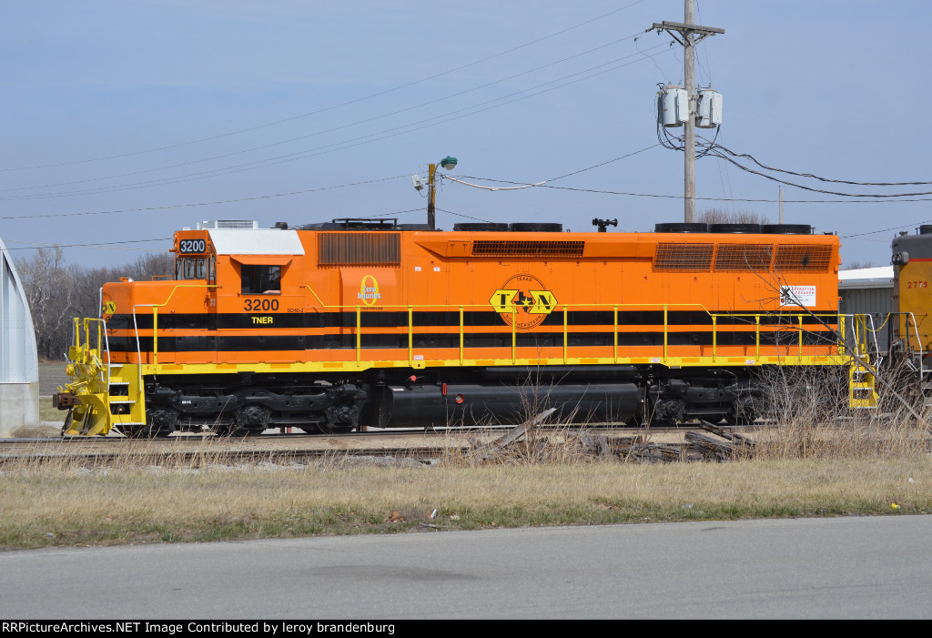 TNER 3200 at pearl yard, the 3200 is the ex mna 2692